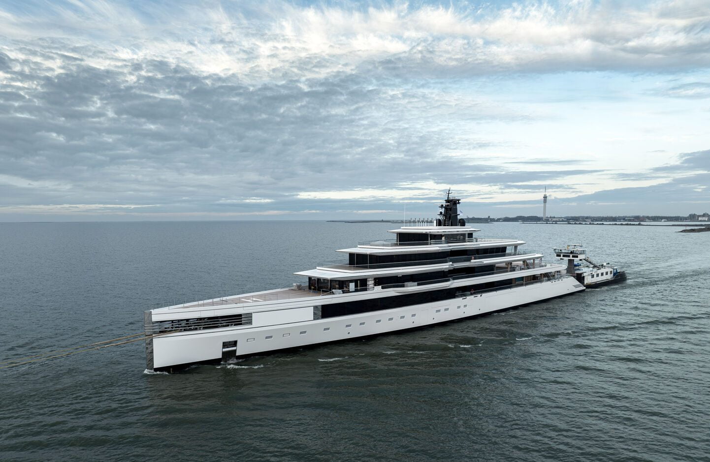 Yeni Zelanda'nın En Zengin İnsanı Dev Yatlarıyla Türkiye Kıyıları Turu ...