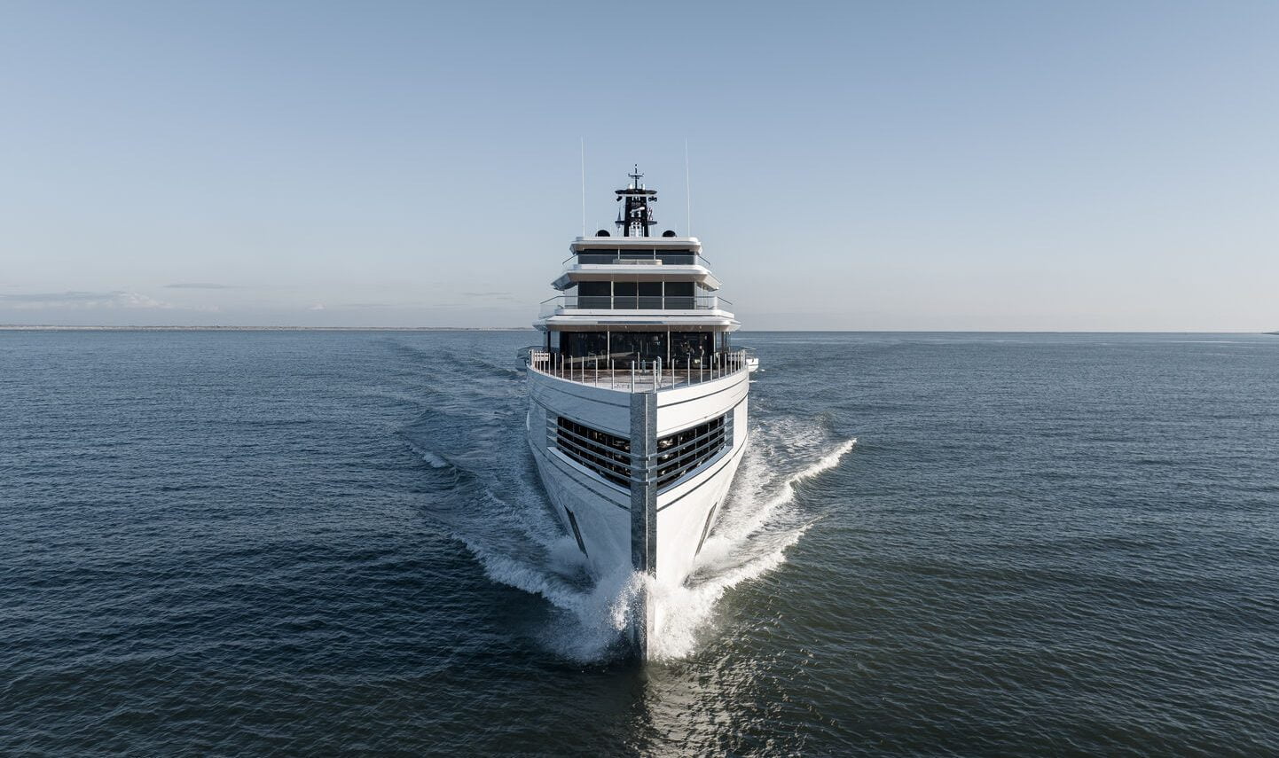 Yeni Zelanda'nın En Zengin İnsanı Dev Yatlarıyla Türkiye Kıyıları Turu ...